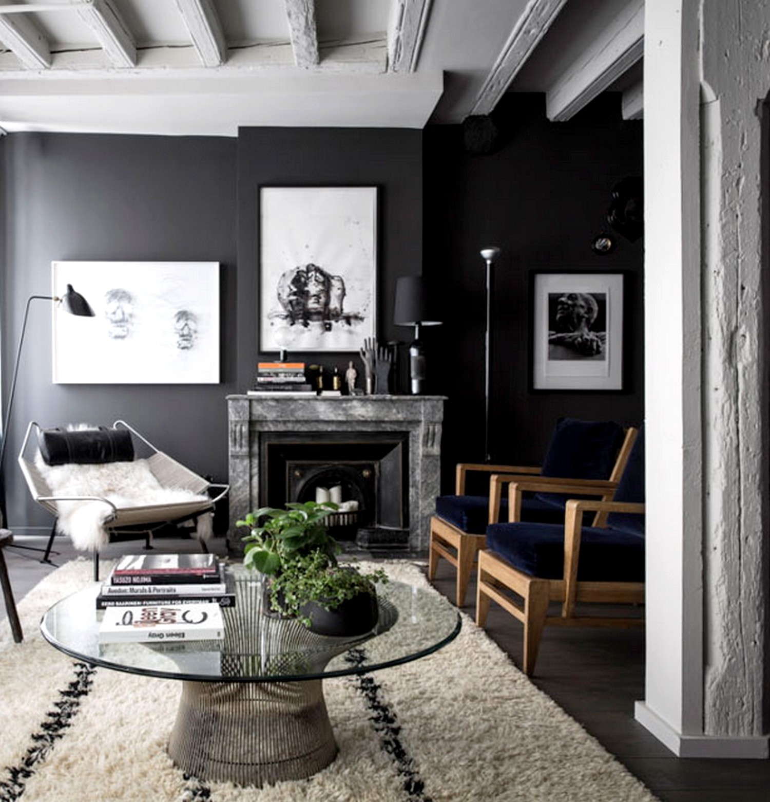 COMME UNE ENVIE DE BROYER DU NOIR - Set Designer Marie-Laure