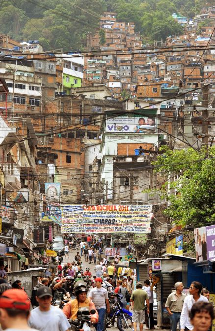 REVISTA DE GROAIRAS: Cearenses que vivem na Rocinha relatam clima tranquilo