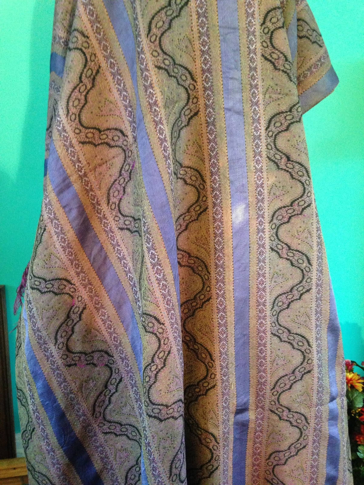 Welsh Quilts: Striped Norwich Shawl