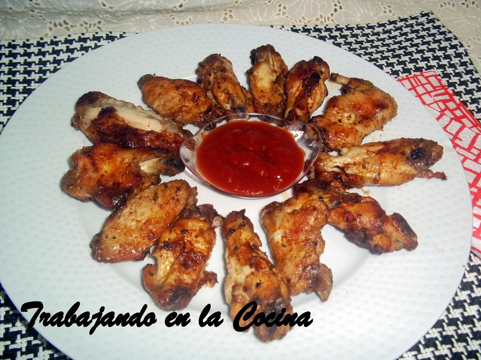 Trabajando en la cocina: Alitas de pollo buffalo.