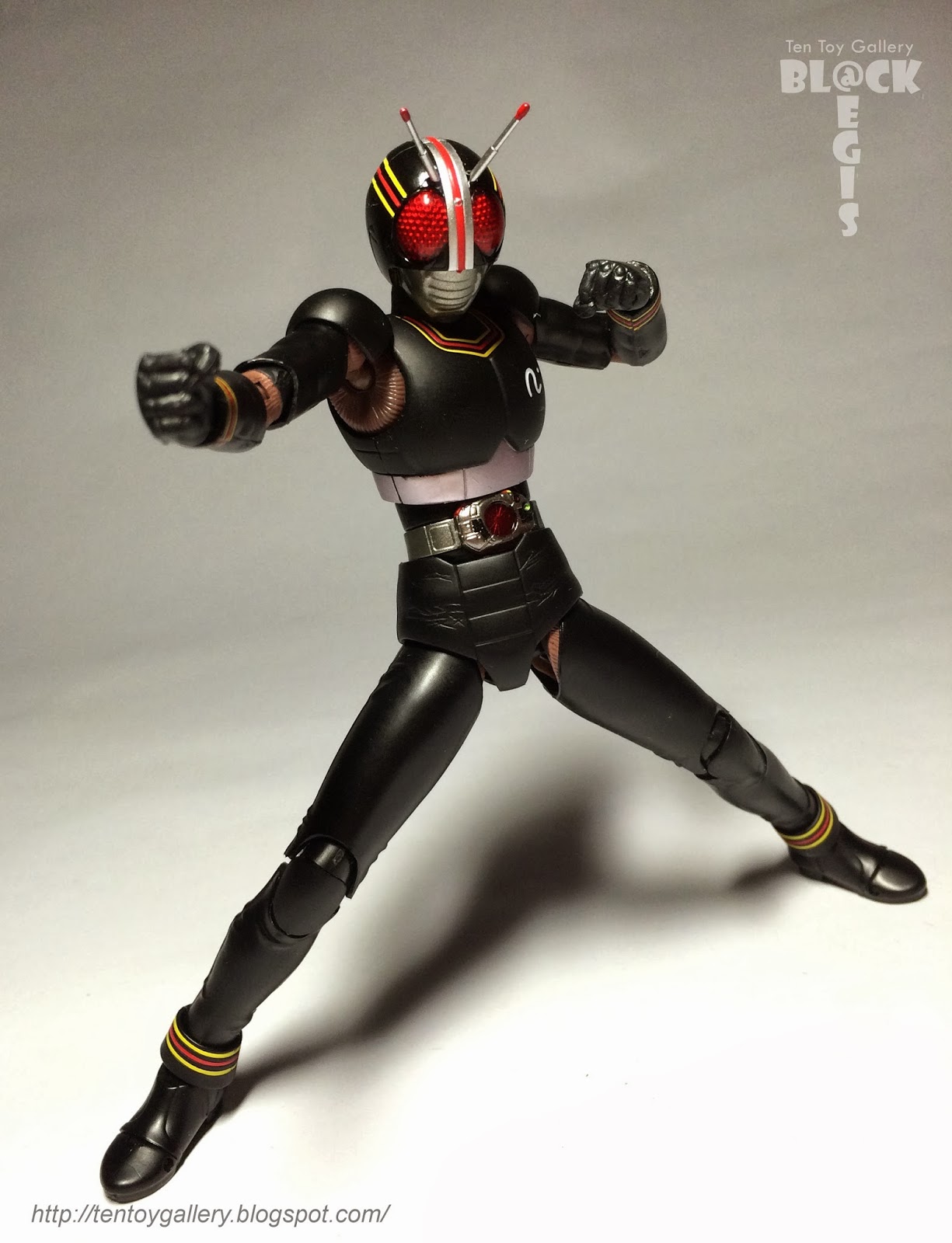 Ten Toy Gallery: Review: S.H.Figuarts Masked Rider Black Renewal