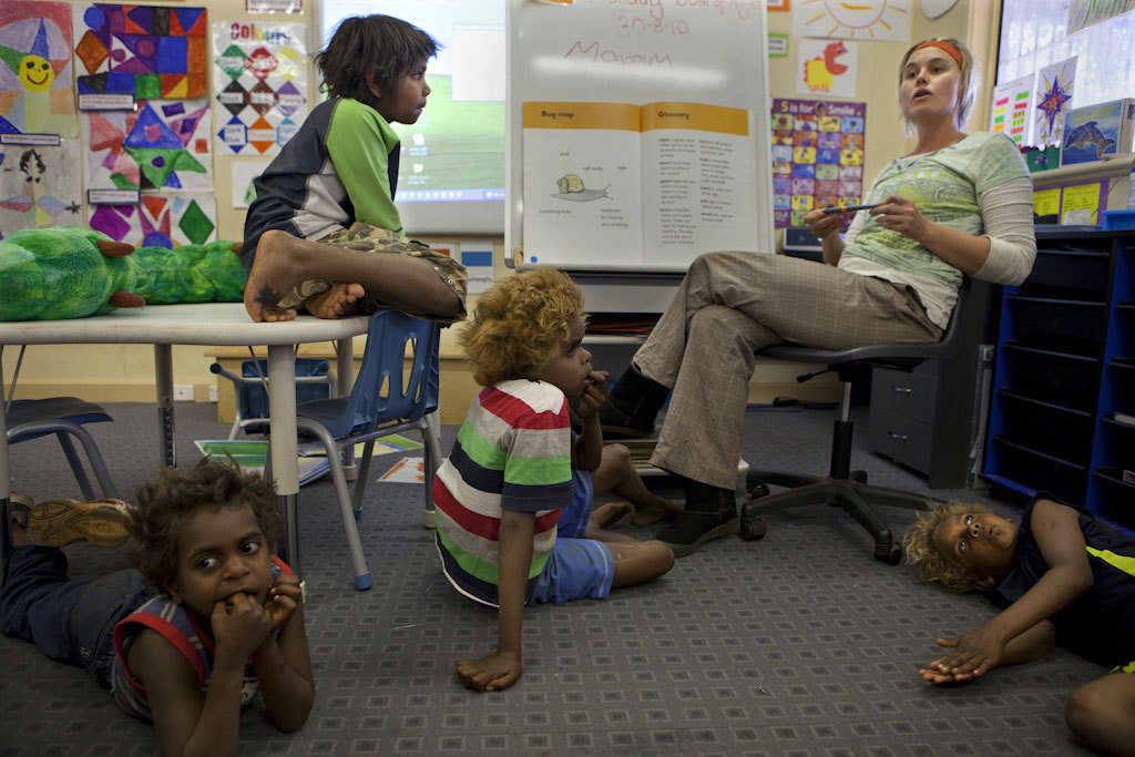 Memoriando Fotografía: HOMELANDS: INDÍGENAS DE AUSTRALIA