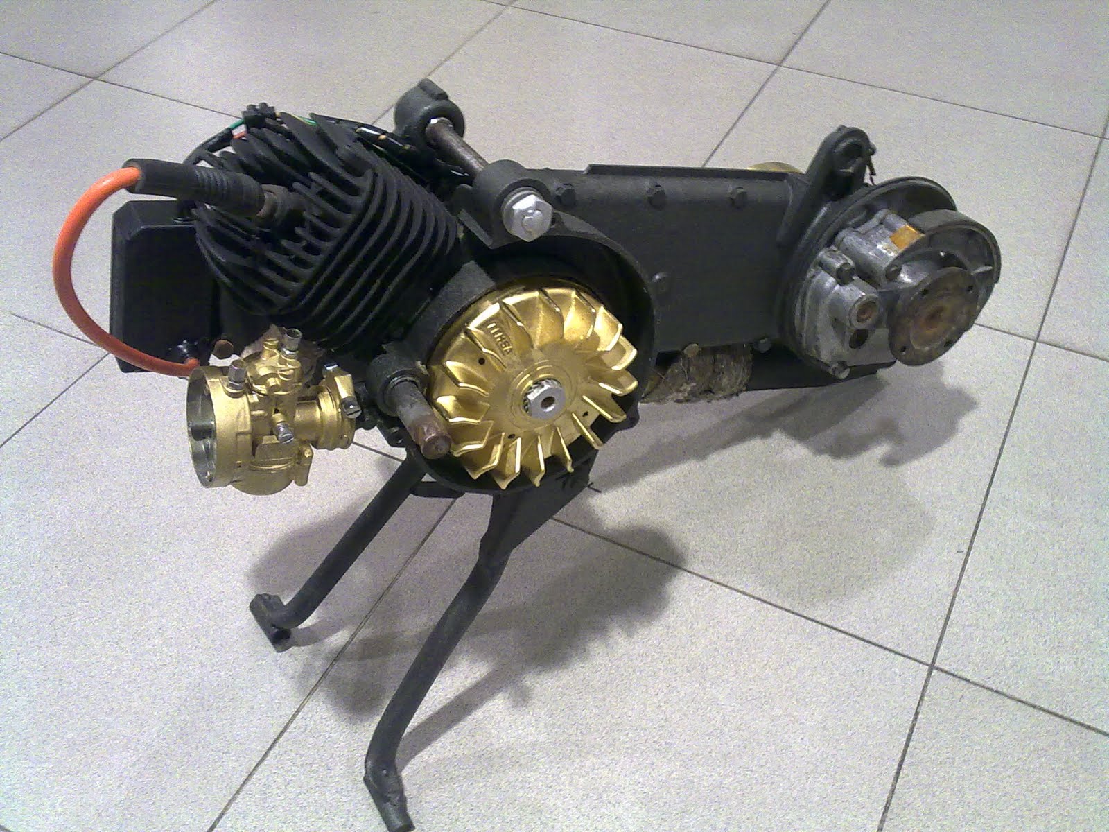 GASS-TERRASSA: Vespino Café Racer