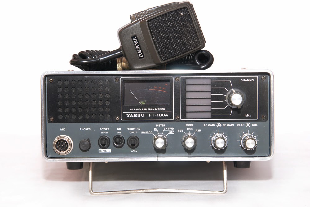 RADIO TENGKORAK: MODIFIKASI 3 BAND RADIO YAESU FT180A DENGAN DDS VFO