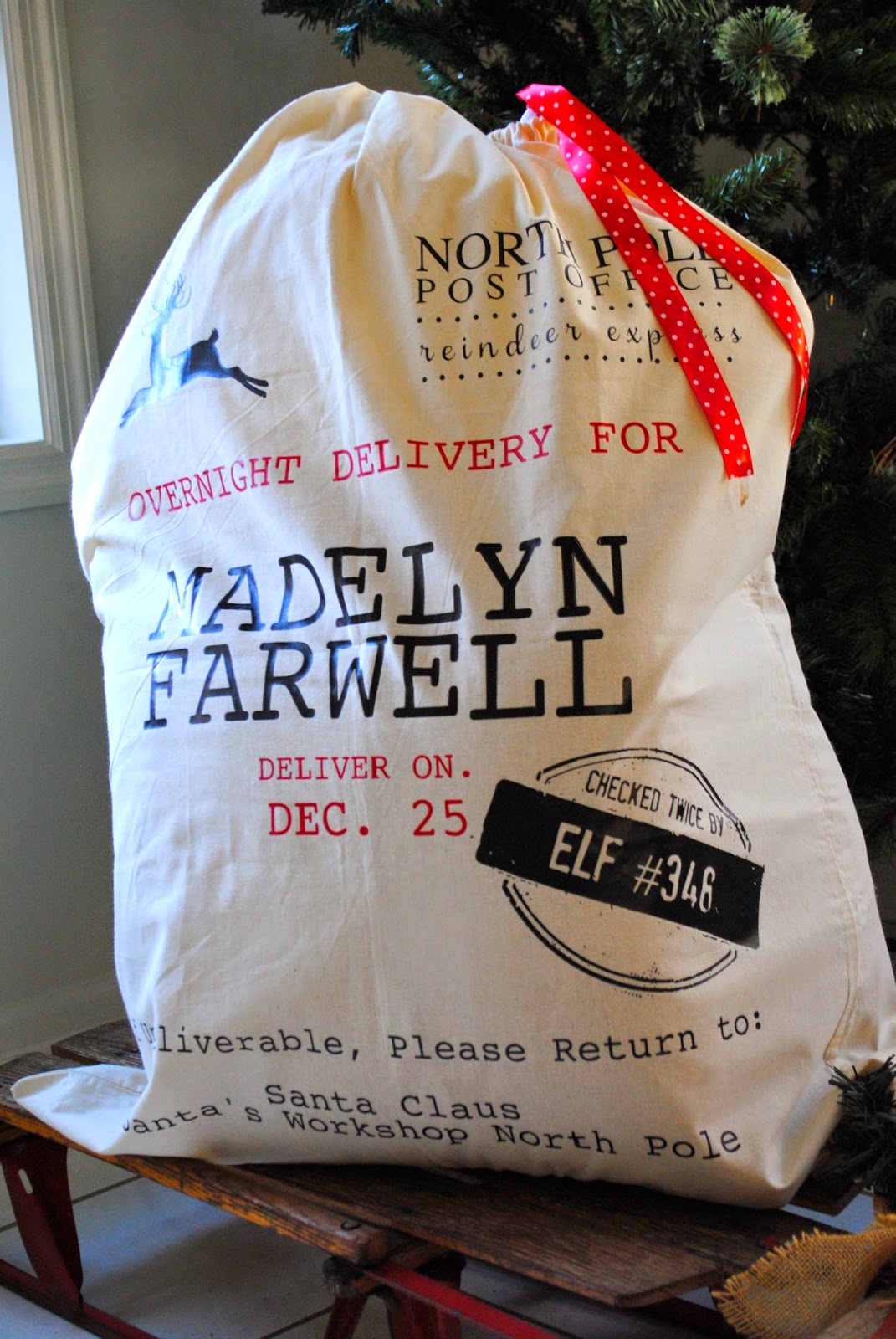 DIY Santa Sacks (Silhouette Tutorial) - Silhouette School