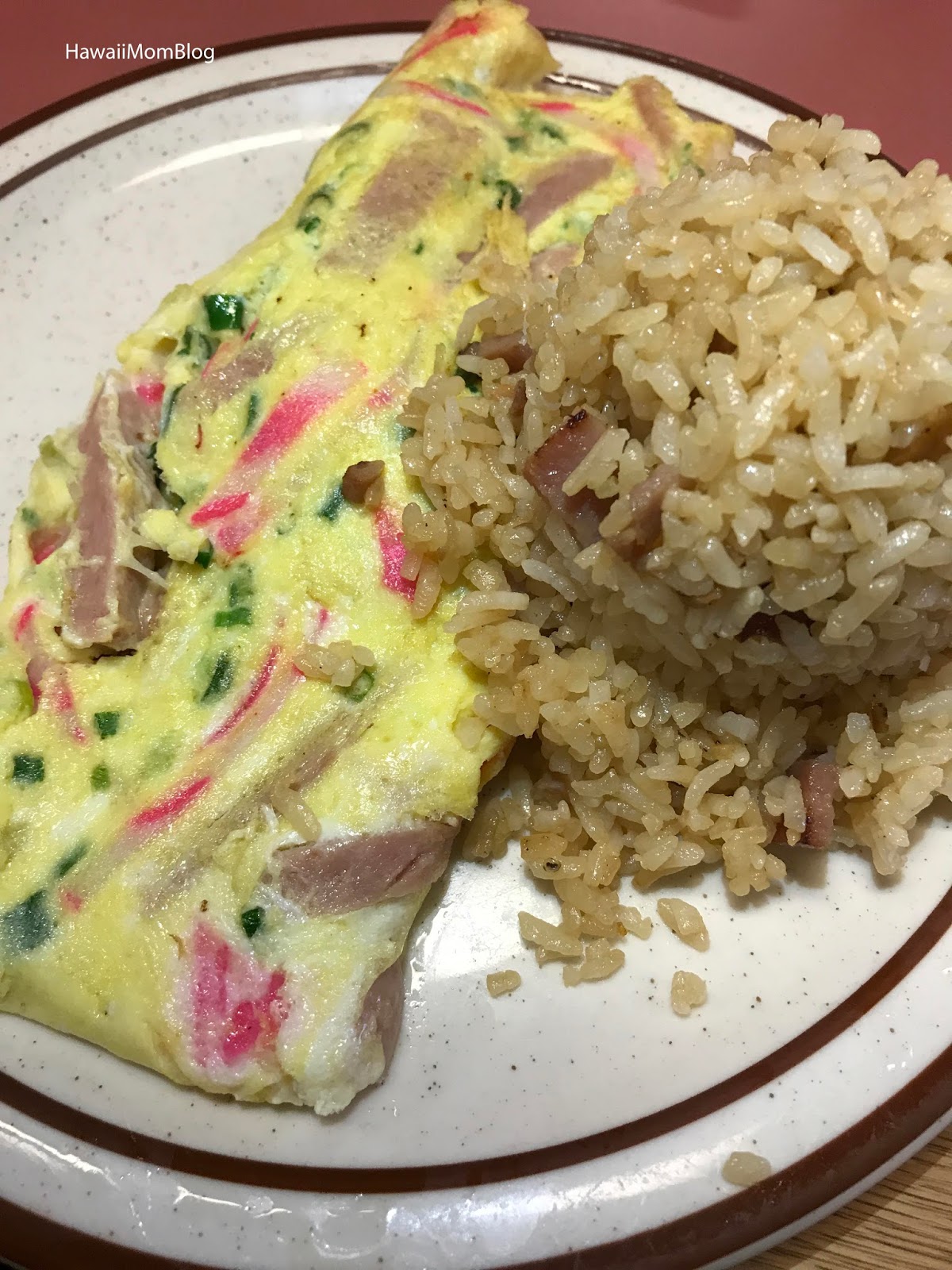 Hawaii Mom Blog: Breakfast at Dots