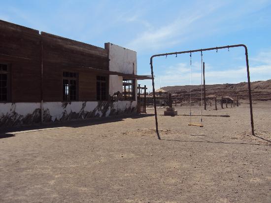 H.I.A.T. - Hey, I abandoned that!: Humberstone and Santa Laura, Chile
