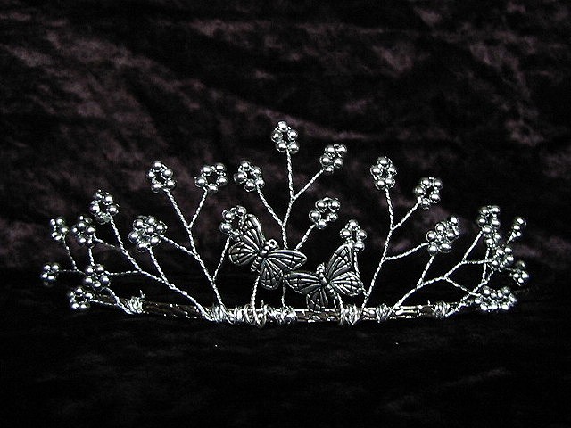 More Bead and Wire Tiara Tutorials / The Beading Gem