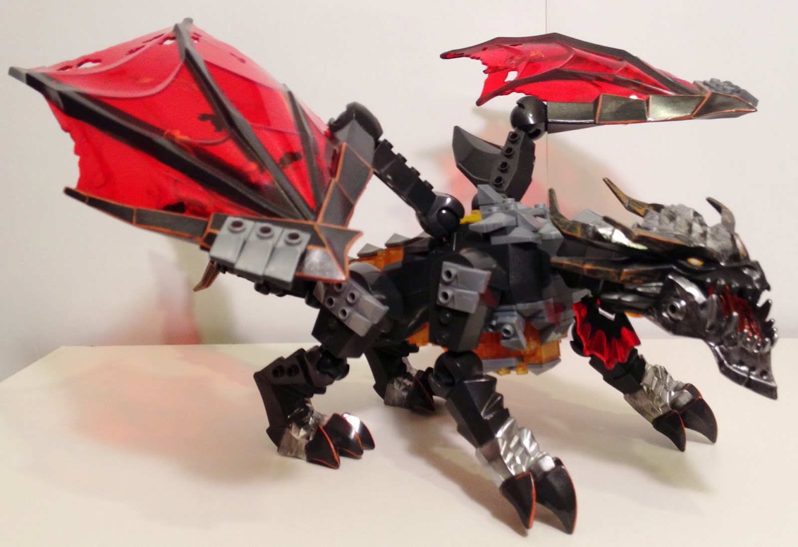 Figured Out: Mega Blocks World of Warcraft: Deathwing's Stormwing Assault