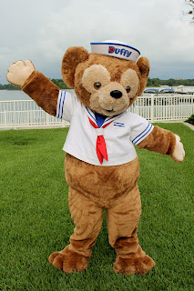 Unofficial Disney Character Hunting Guide: Independence Day at Walt ...