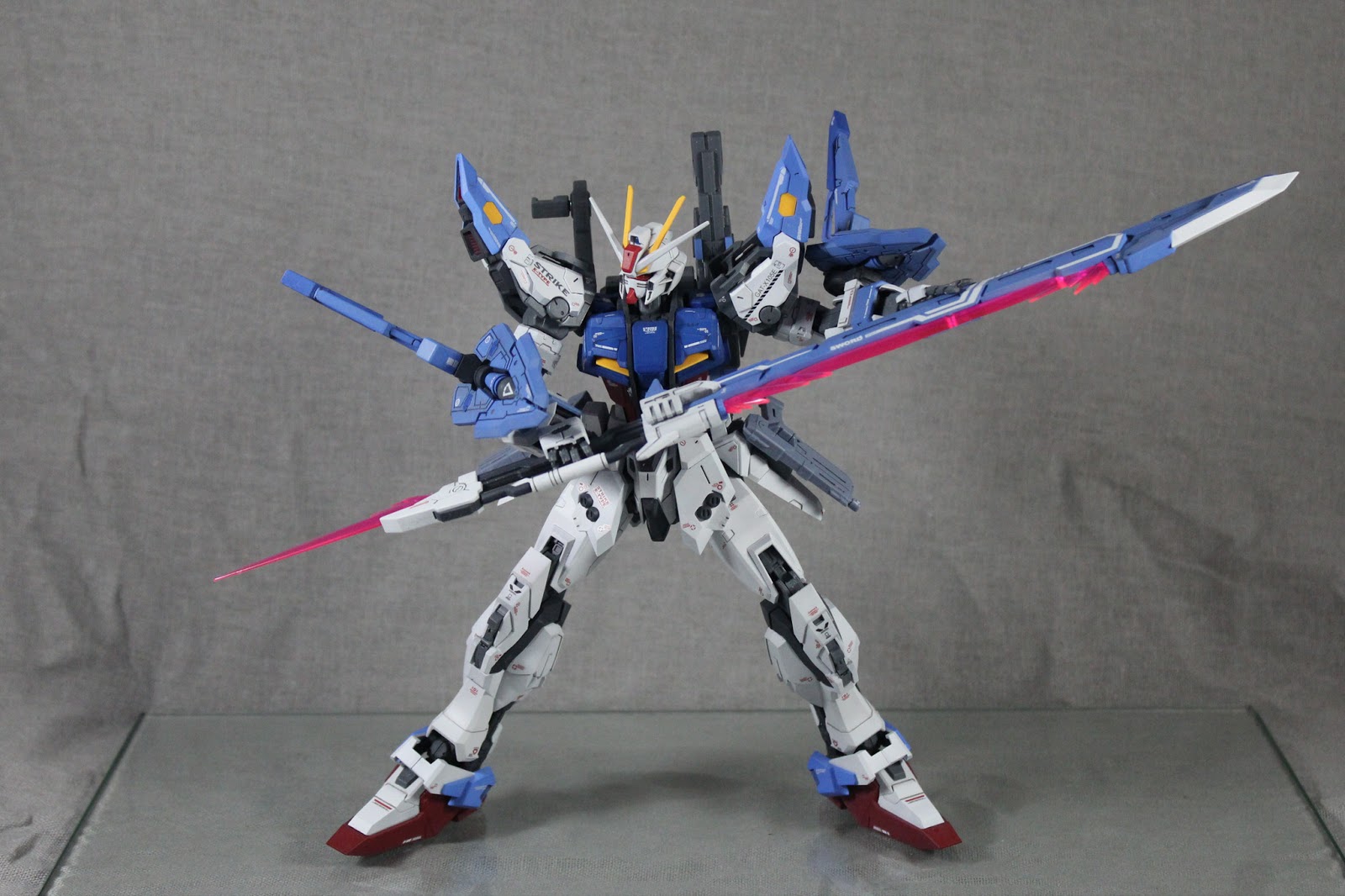 GUNDAM GUY: MG 1/100 GAT-X105E Sword Strike Gundam - Customized Build