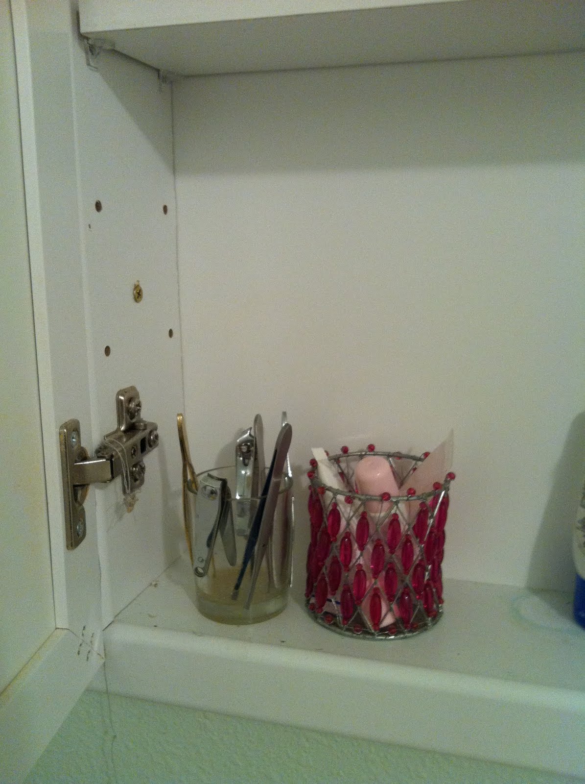 Loftee Ideas: Sticky Storage - Magnet Strips