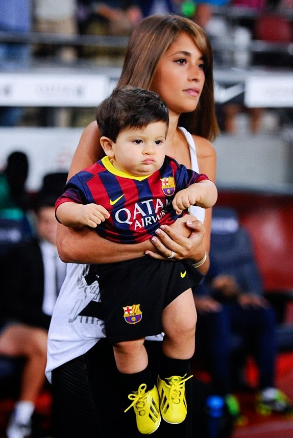 Thegoalmac Blog: PHOTOS:Meet Messi's Parents,Siblings,Son And Girlfriend