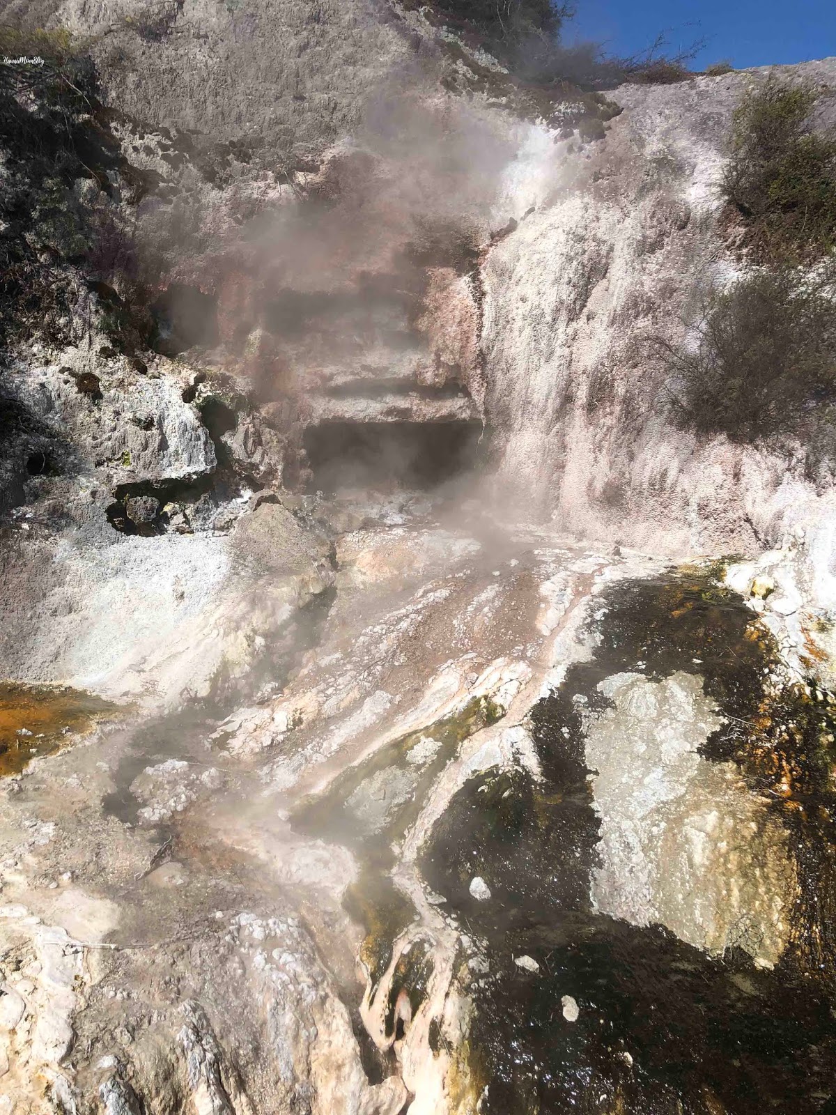 Hawaii Mom Blog: Visit New Zealand: Orakei Korako Geothermal Park