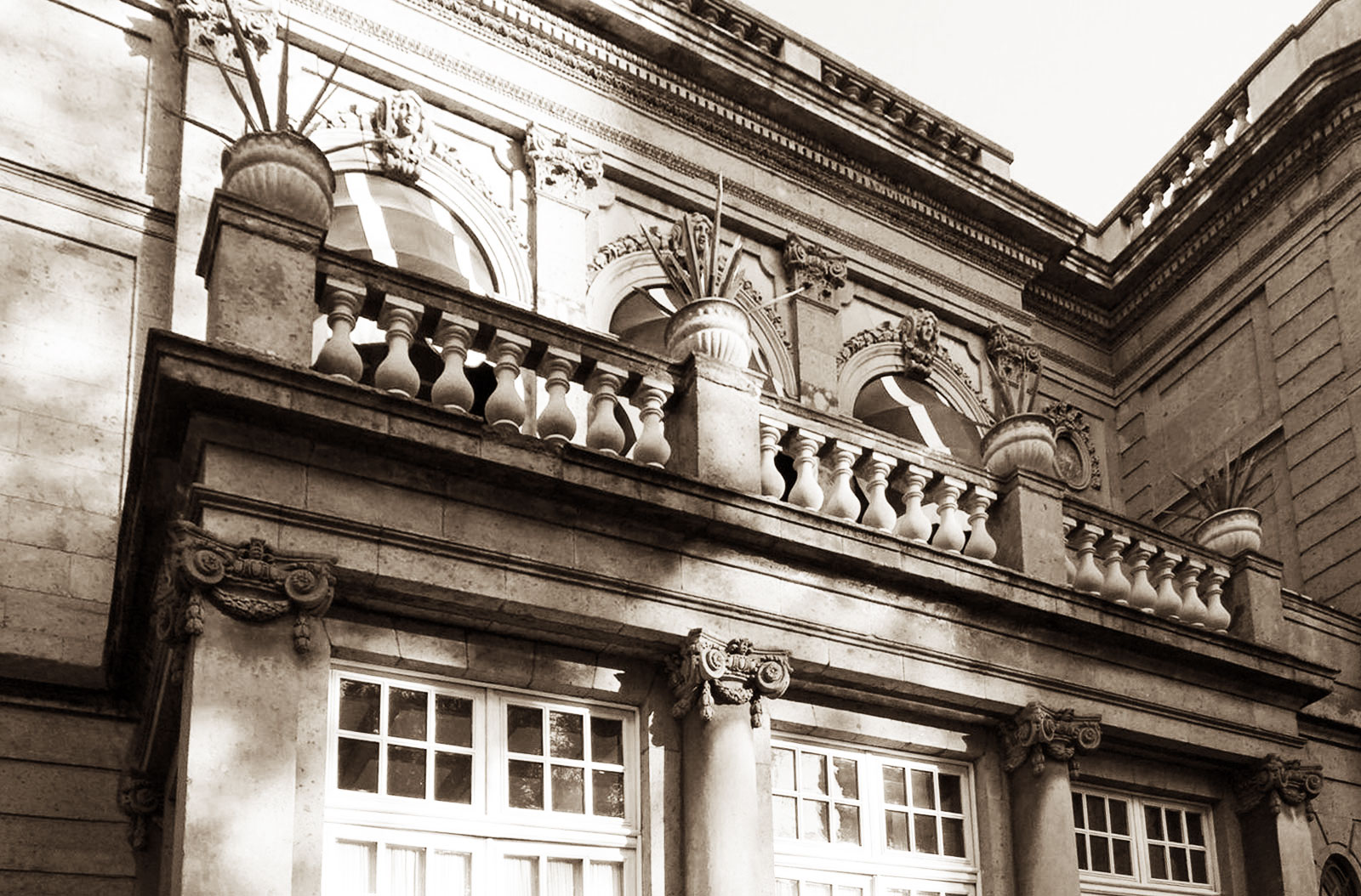 Grandes casas de México: Casa Gargollo – Rivas Mercado / “University ...