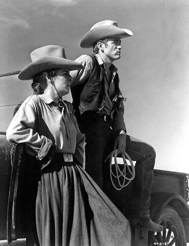 Black and White Photos of the Making of "Giant" in 1955 ~ Vintage Everyday