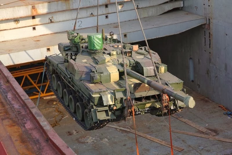 Historia y tecnología militar: Fotos del T-84M Oplot en Tailandia