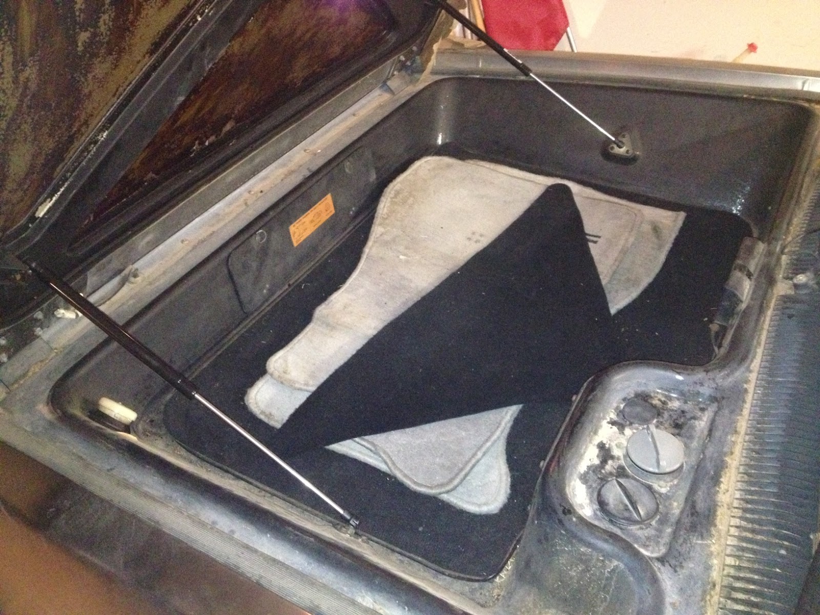Jeff's 1981 DeLorean: Front Fascia Completed