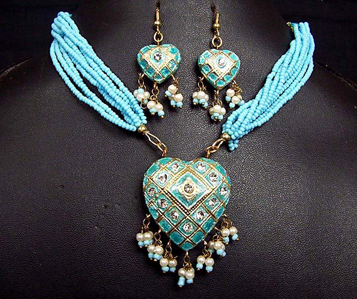 Lac jewellery for all ages: | Beauty Fashion & Fun