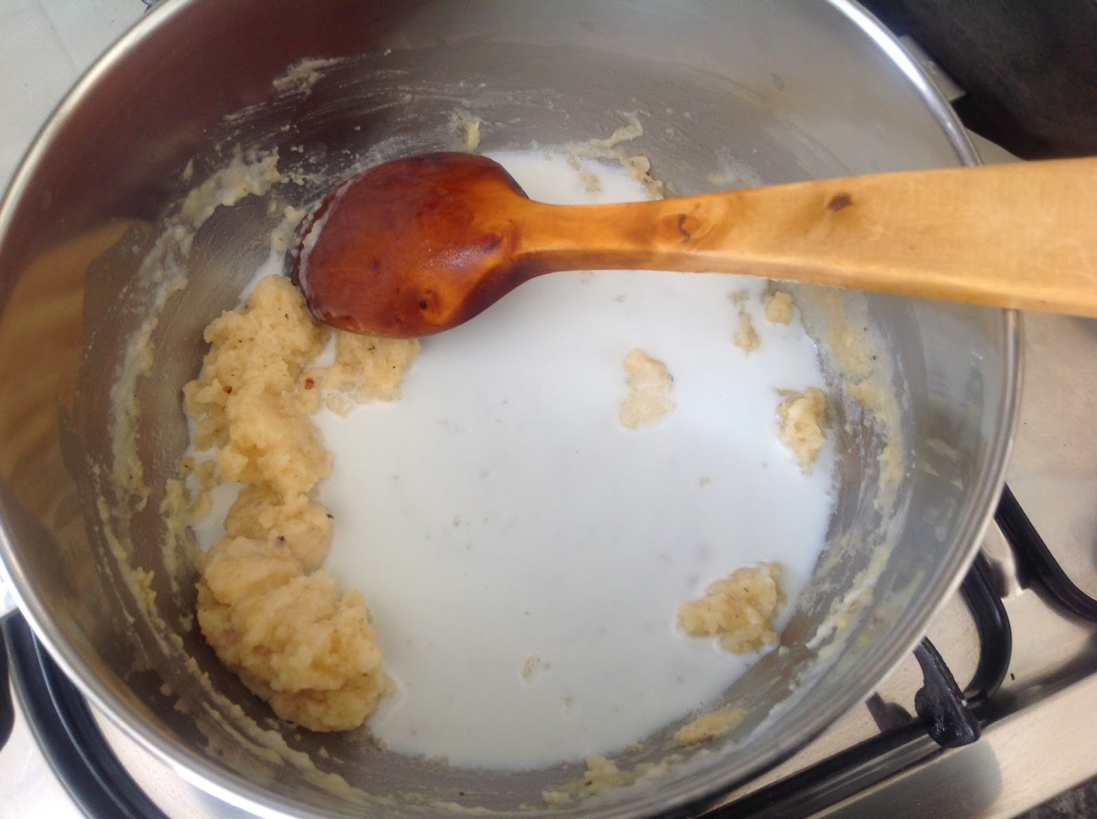 Mediterrània: cuina de sempre: Salsa beixamel