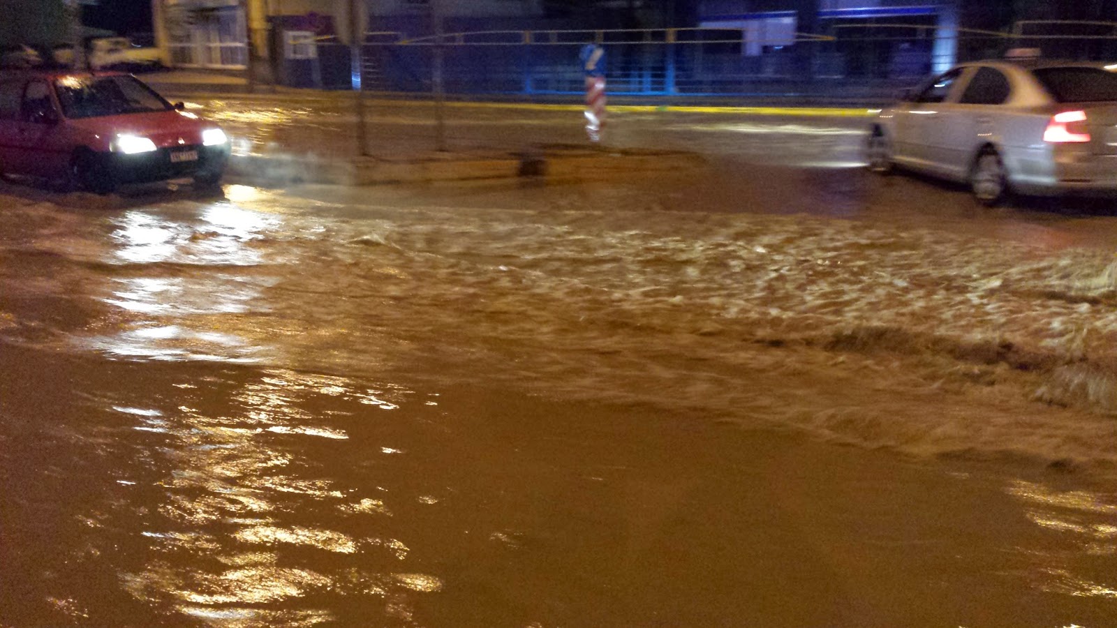 MeteoΚρήτες : ΕΚΤΑΚΤΟ : ΠΡΟΣΟΧΗ ΣΤΑ ΠΟΤΑΜΙΑ ΚΑΙ ΚΥΡΙΩΣ ΣΤΟΝ ΔΡΑΚΟΥΛΙΑΡΗ