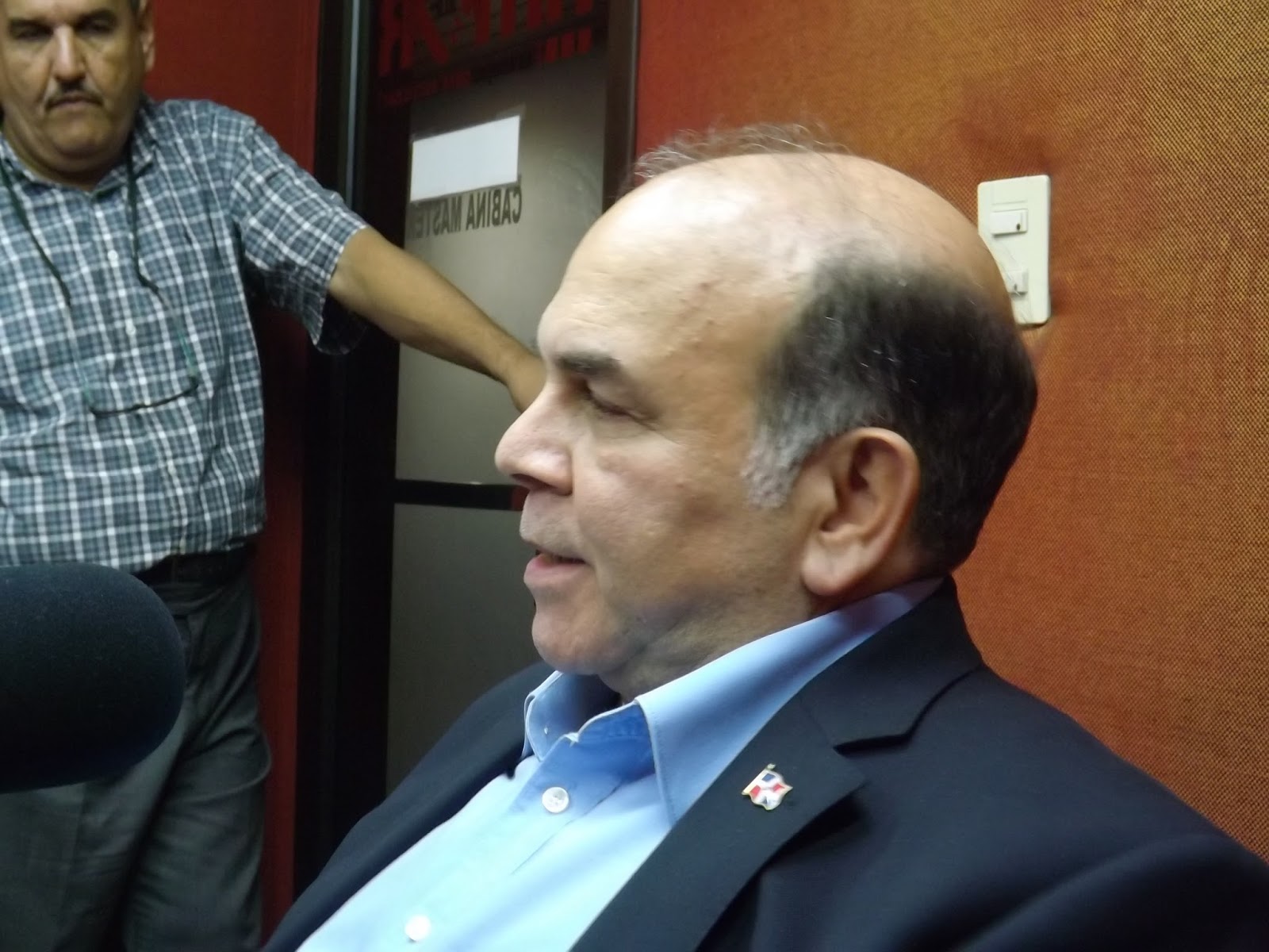 Elpidio Sin Límites: Pelegrín Castillo dice al país ya no llega droga ...