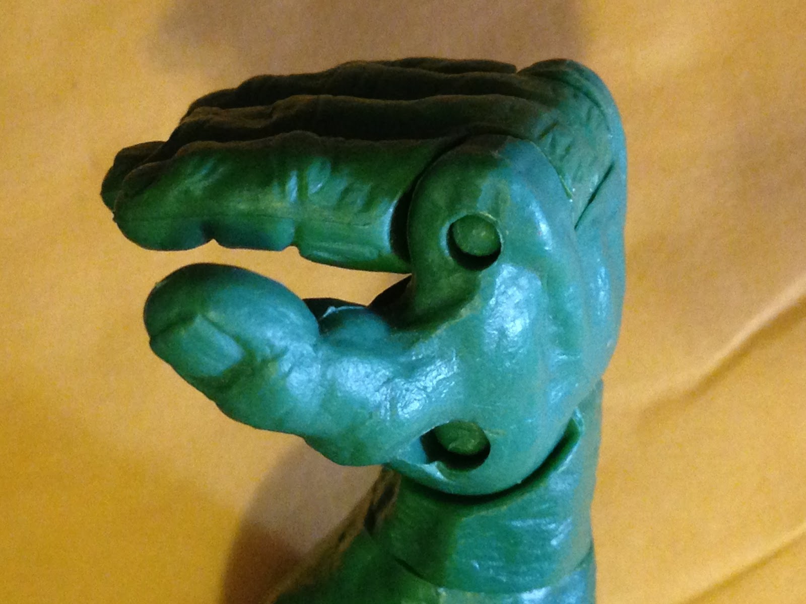 GEEKISH PURSUITS: REVIEW: Toy Biz MARVEL LEGENDS "Face Off" Hulk