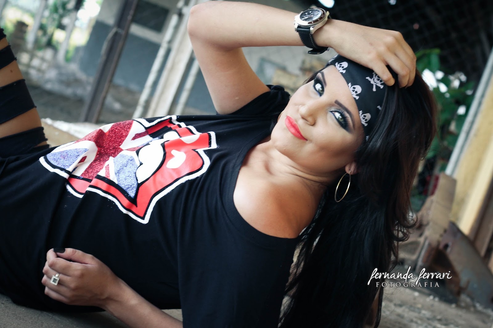 Fernanda Ferrari : Ensaio - Paola Machado