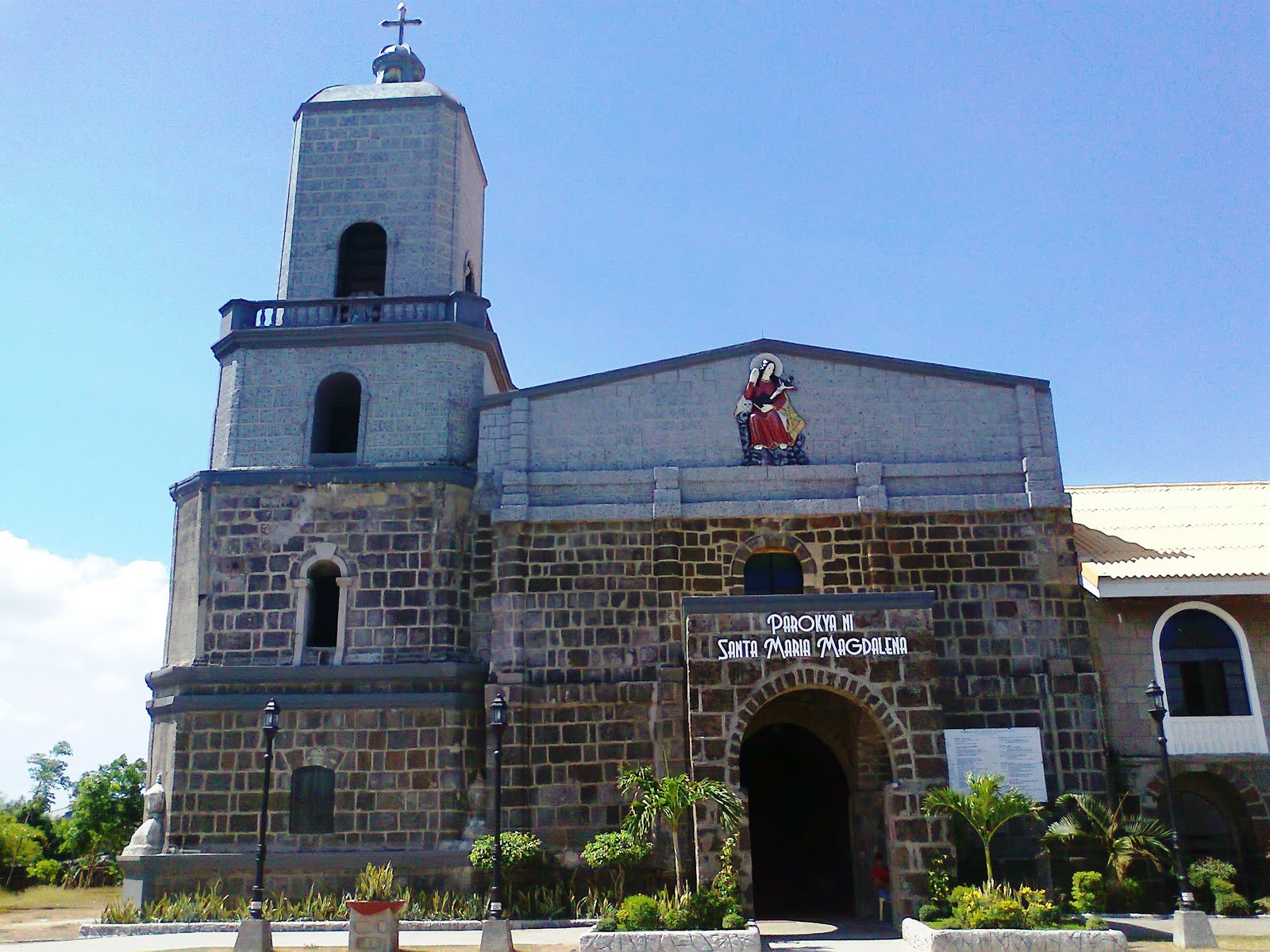 Ben Goes Where: Visita Iglesia in Rizal