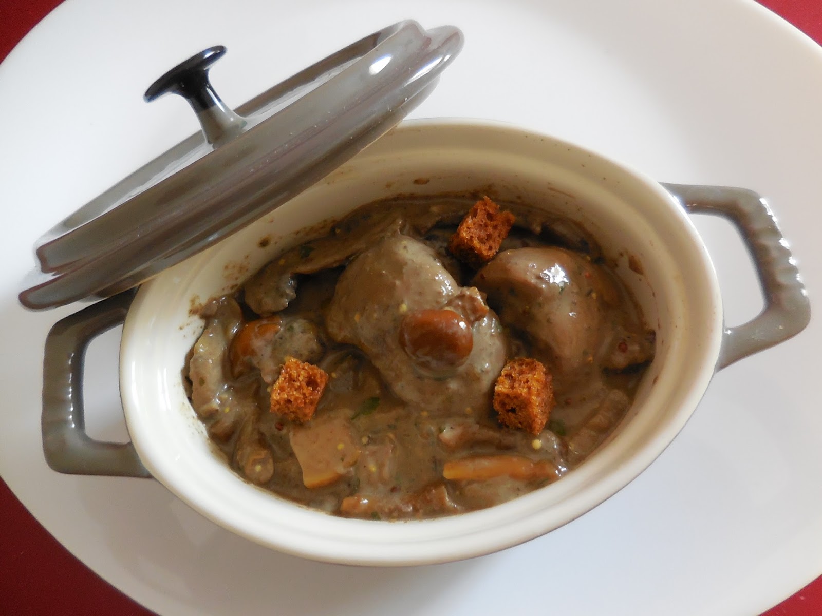 Cuisine de Line: ROGNONS DE VEAU AUX CHAMPIGNONS AUX DEUX MOUTARDES