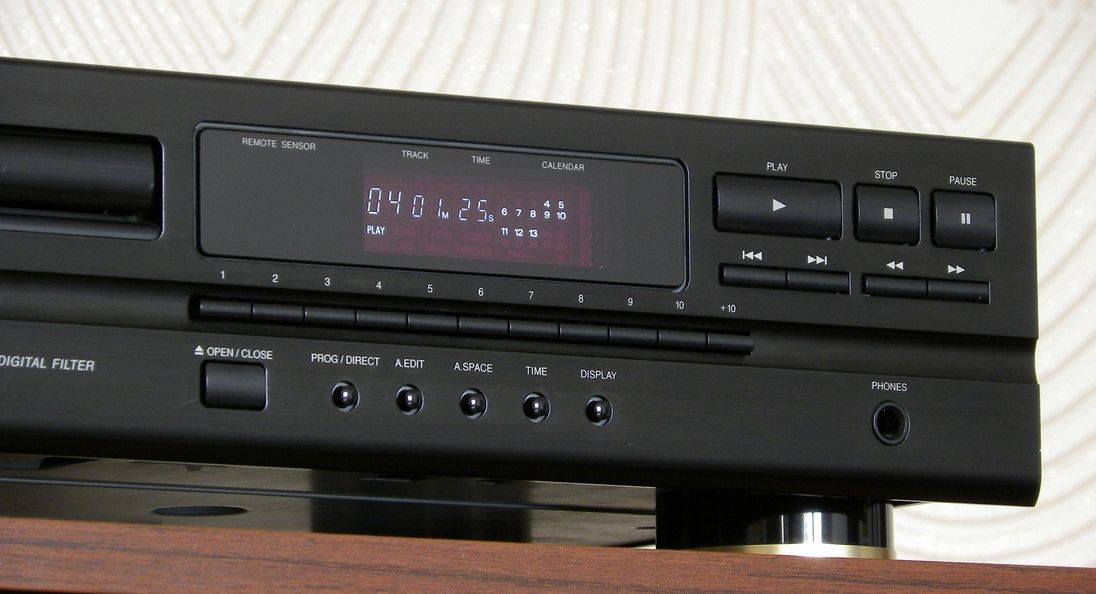 Denon DCD-615 - CD Player | AudioBaza
