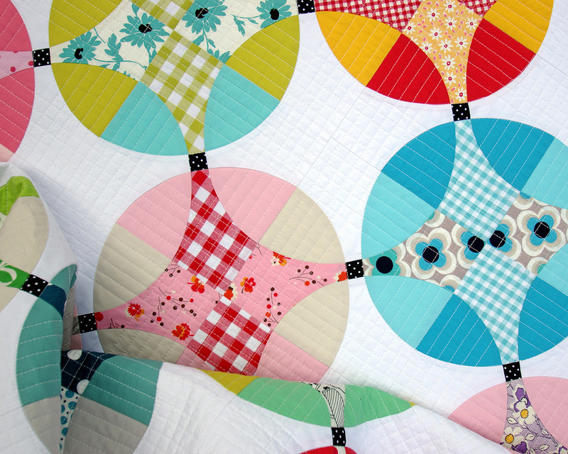 Red Pepper Quilts: Flowering Snowball Quilt - A Finished Quilt