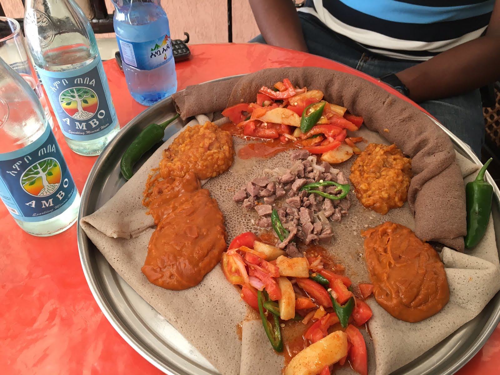 Days in Ethiopia: アズメラ・シロ AZMERA SHIRO