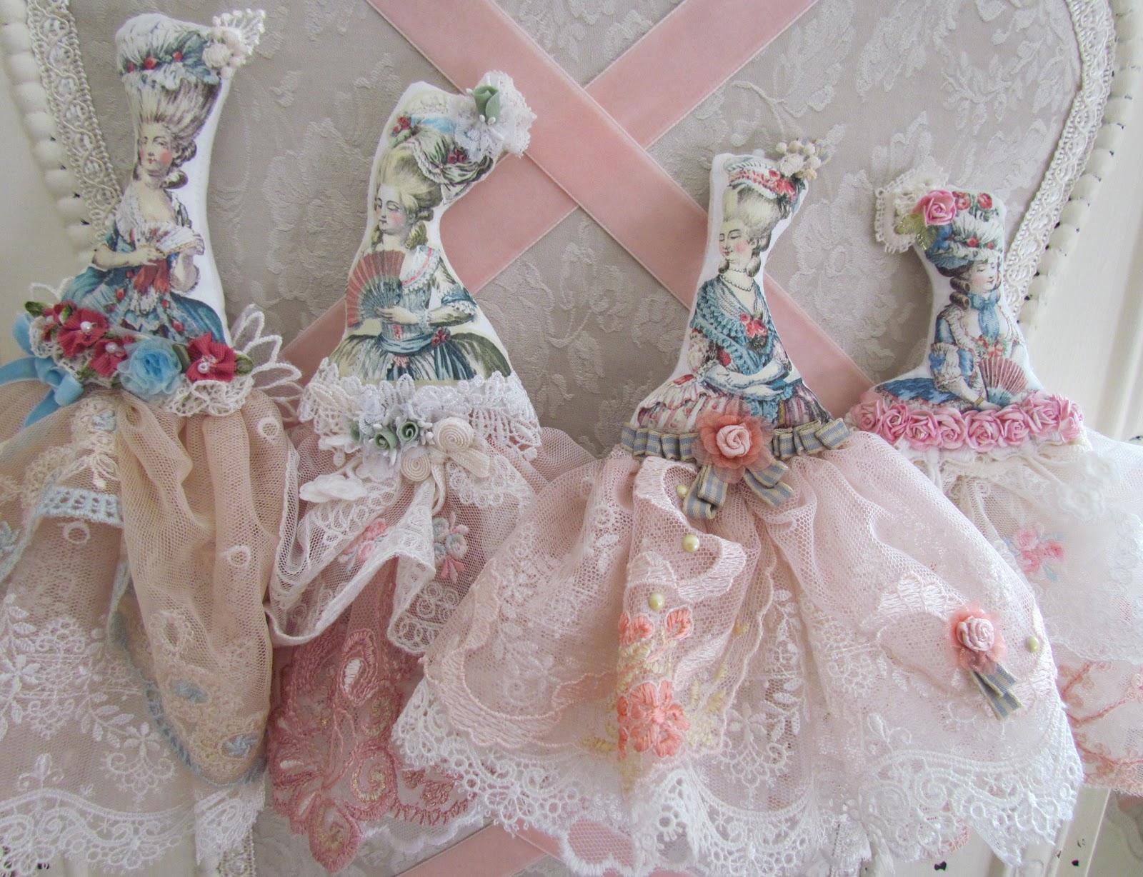 Angela Lace: Decorated Boxes