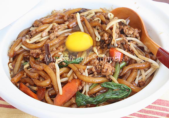 My Kitchen Snippets: Clay pot Loh Shu Fun/Clay pot Silver Needle Noodles