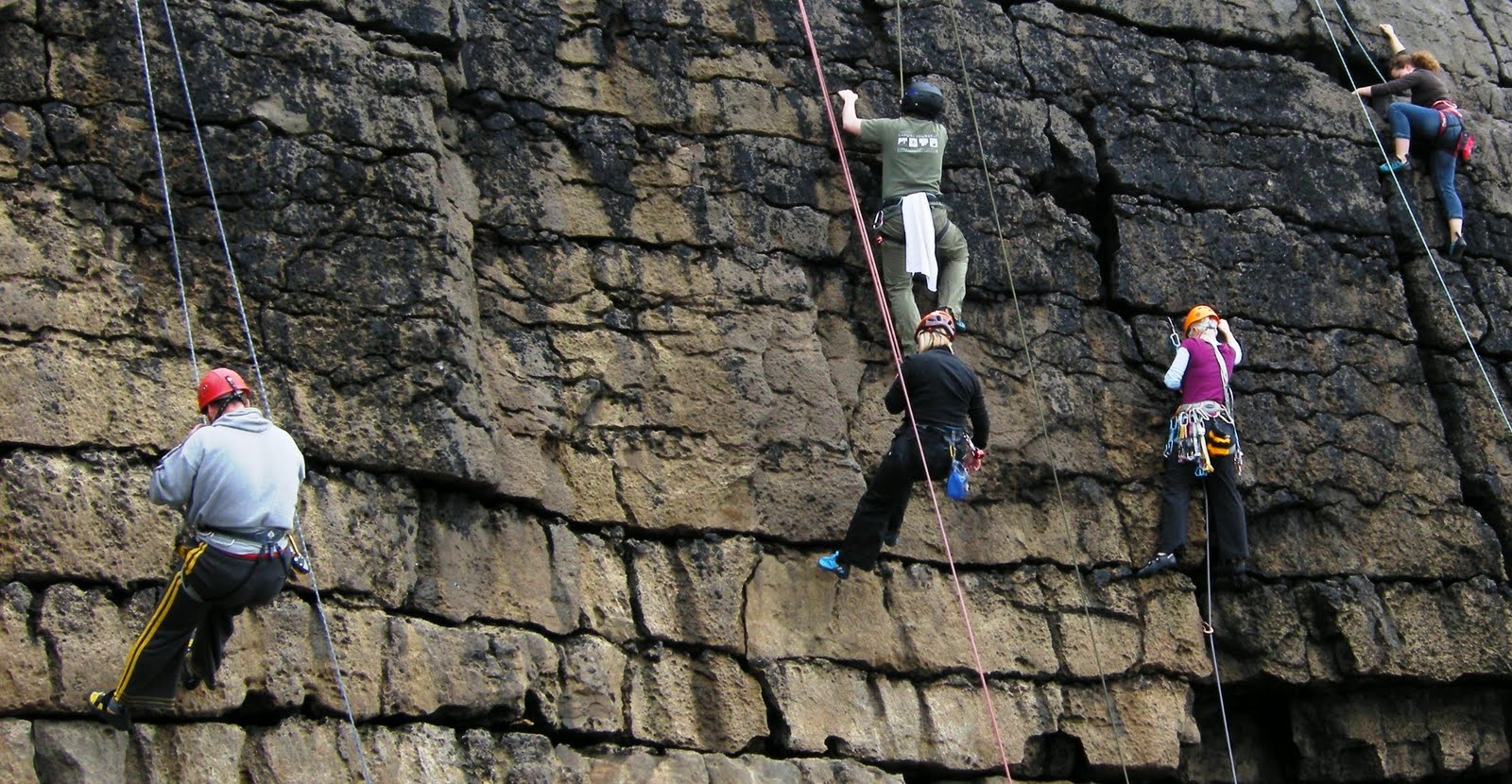 Confessions of a Mountain Leader: ROCK CLIMBING - BOX BAY (May 2011)