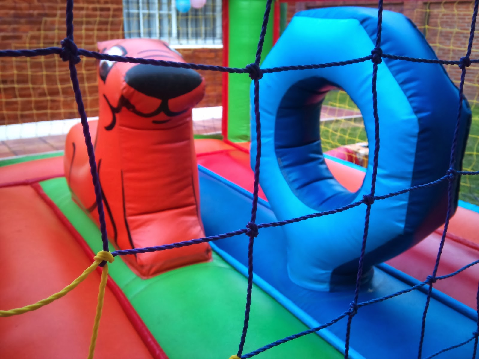 INFLABLES GRANDE: INFLABLES