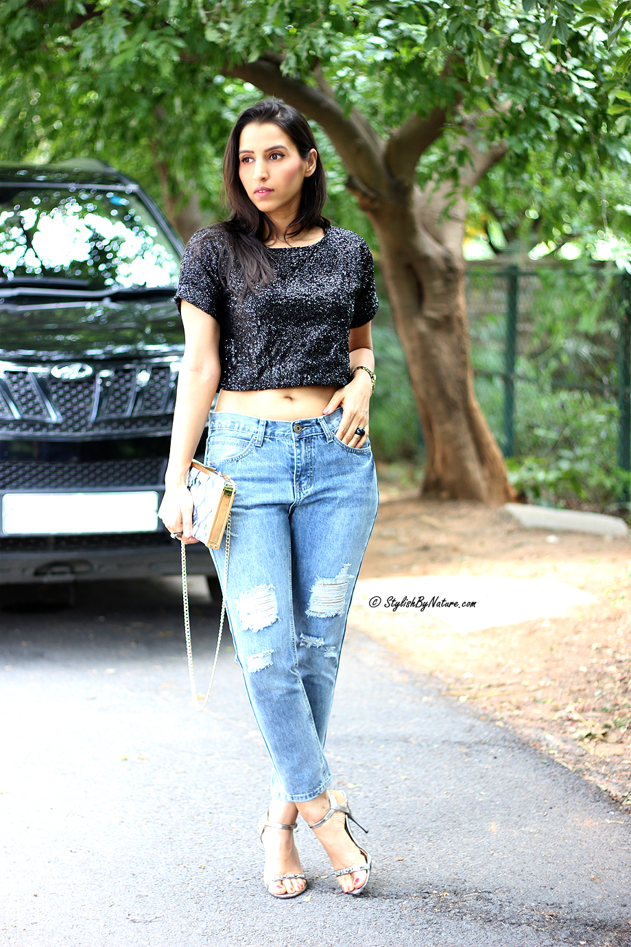 Fashion how to style boxy crop top | Tees | Stylish By Nature By ...