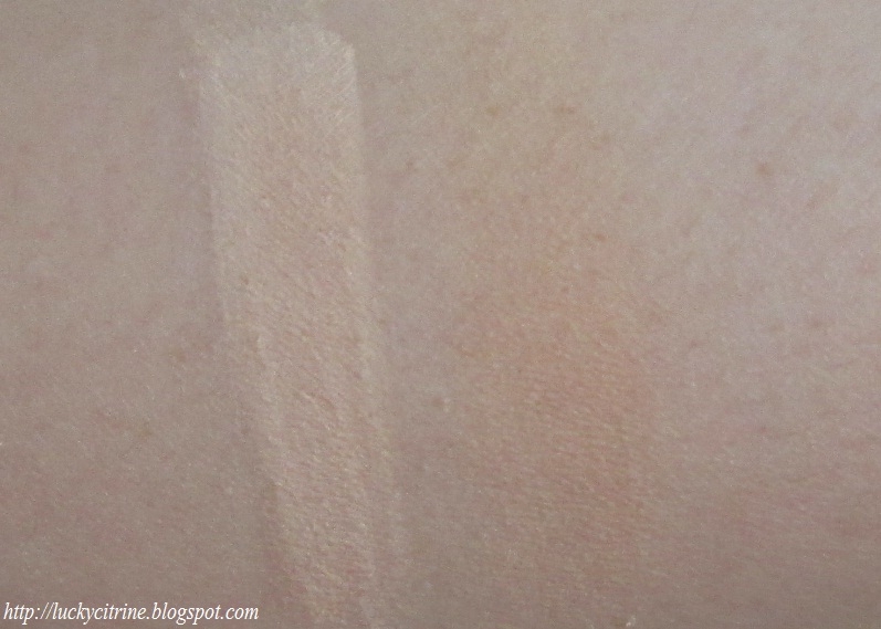 Lucky Citrine: Ellana Pressed Mineral Powder Foundation in Chai Tea Latte