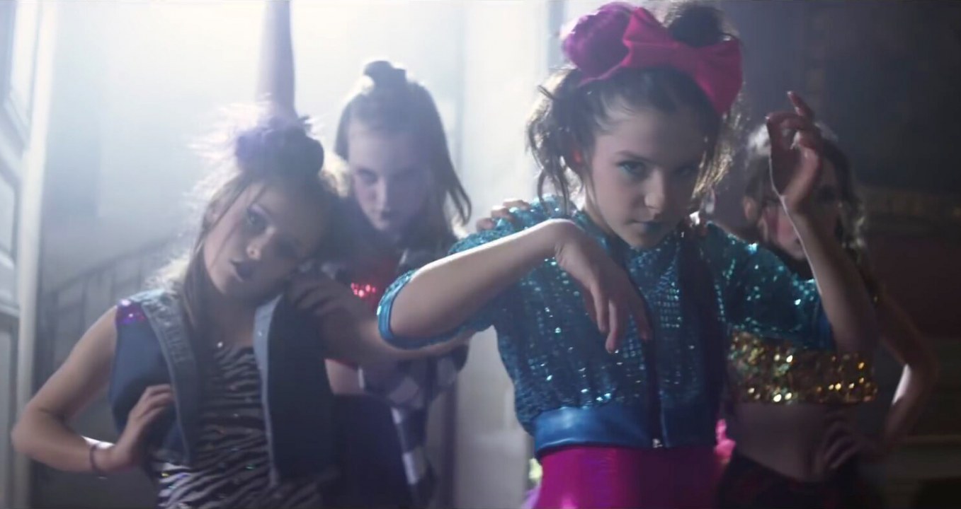 nassi la vie est belle - France News Collections