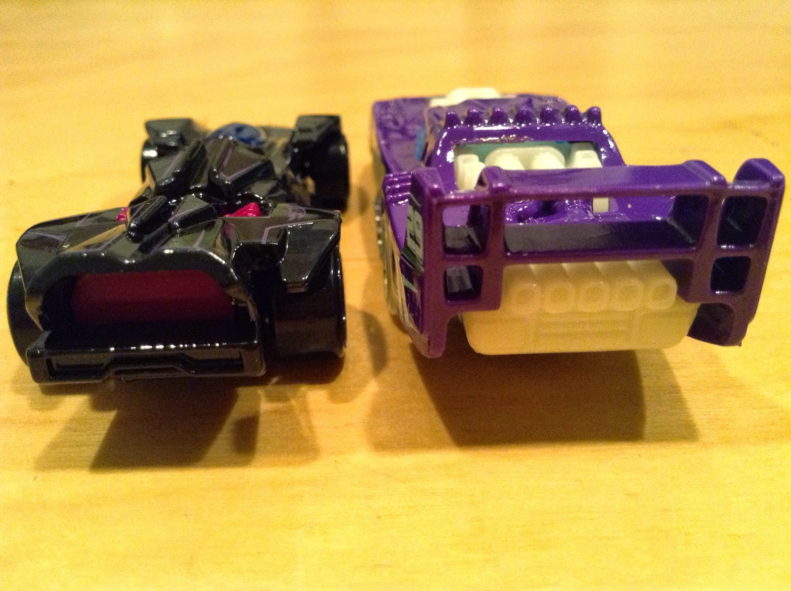 JULIAN'S HOT WHEELS BLOG: Rev Rod & Two Timer