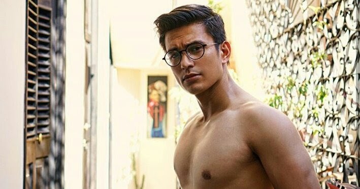 Man Central: Tom Rodriguez: In Underwear