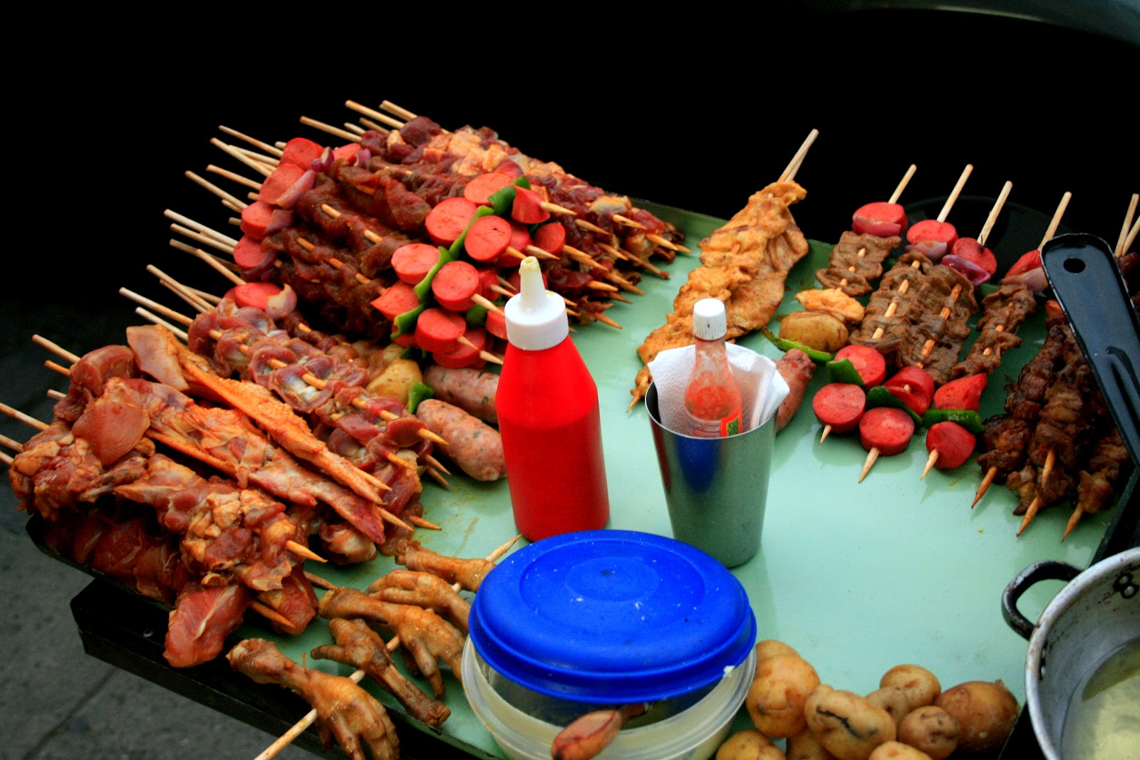 ECUADOR: GASTRONOMÍA CALLEJERA