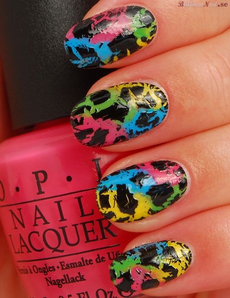 How to paint your nails