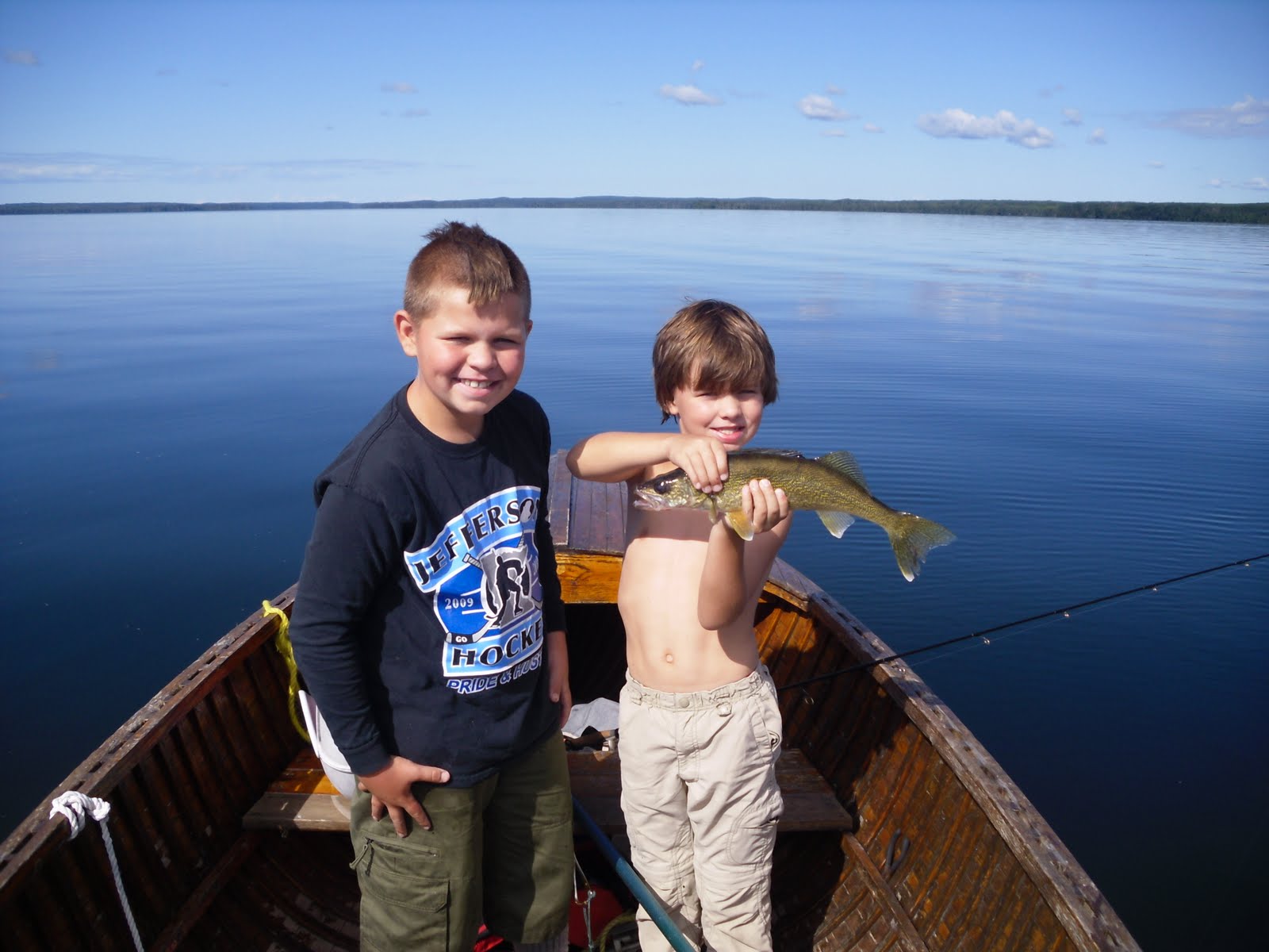 Daavski and Friends: Meta Lake Lodge - Canada