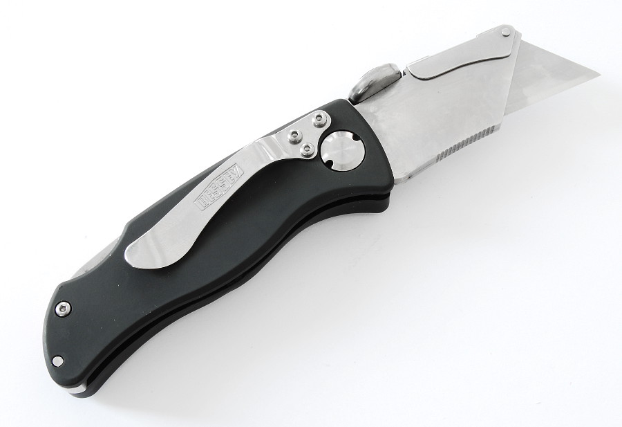 TheIdiosyncratist: Box Cutters