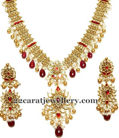 Drops Fancy Gold Necklace - Jewellery Designs