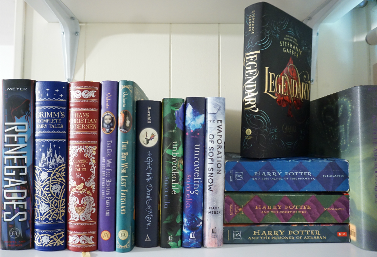 Book Review - Legendary by Stephanie Garber | Savannah Grace Writes ...