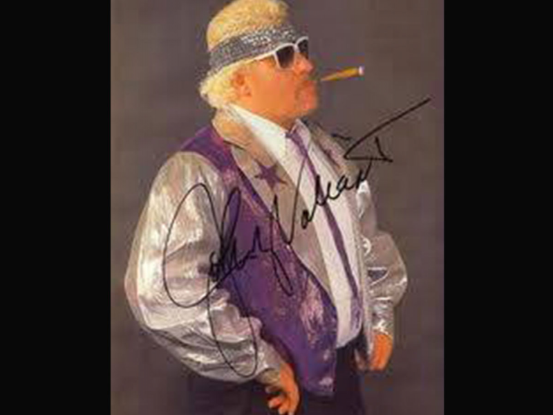 My 1-2-3 Cents : Foreign Object Friday: Johnny V's cigar