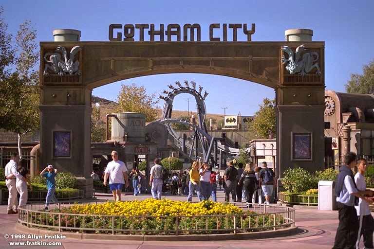 Convergence Culture Fall 2013: Transmedia: The Batman Phenomenon